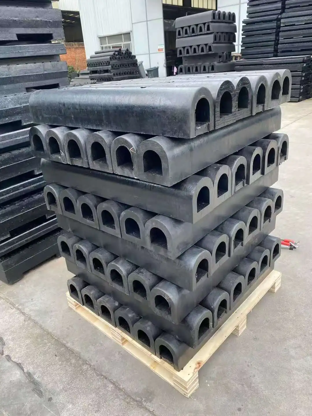 Various Types Rubber Bumper Marine Dock Edge Protective Rubber Fender ...