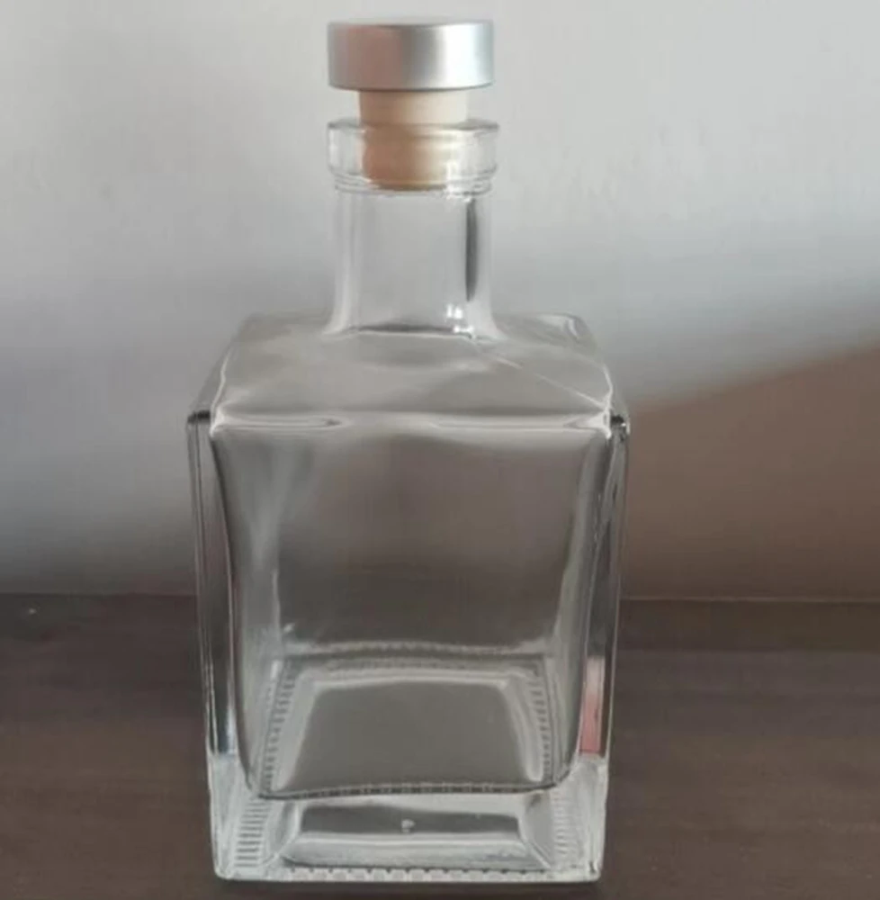 500ml Clear Square Liquor Distillery Rum Gin Glass Bottle