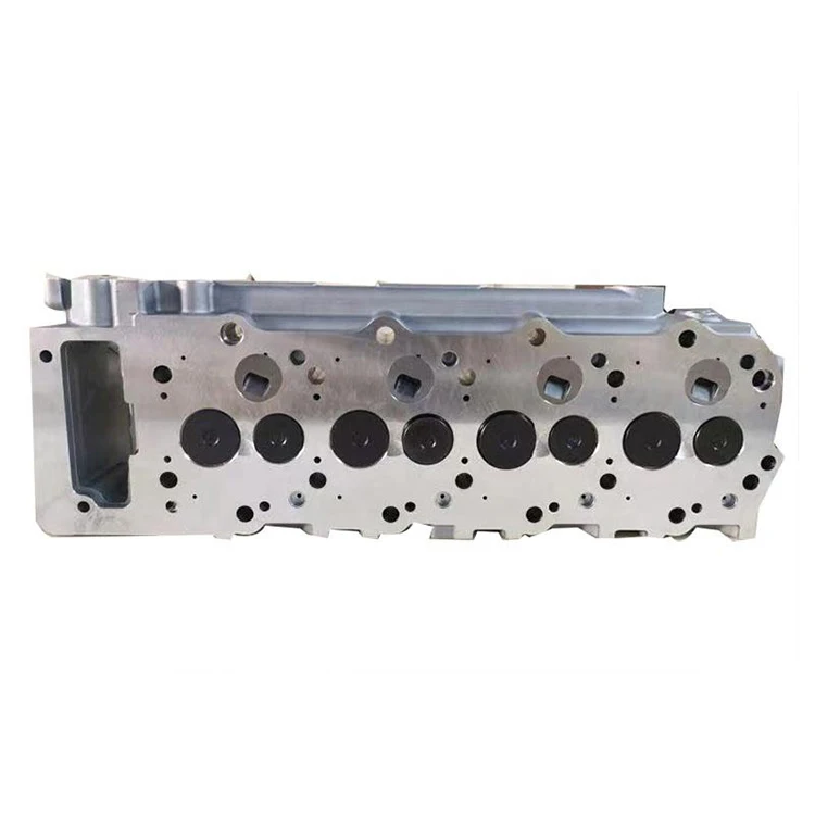 4m40 Cylinder Head Assembly For Mitsubi Mo S N Hi Canter Tero Mpajero ...