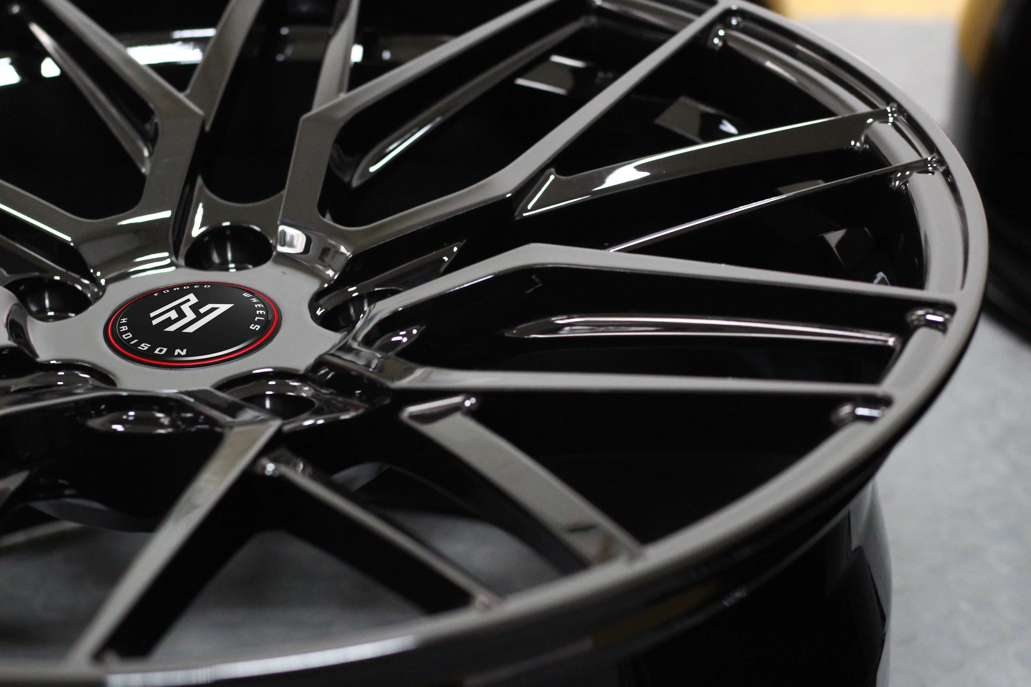 HADISON HD1121 Custom Forged Wheels - Durable & Stylish