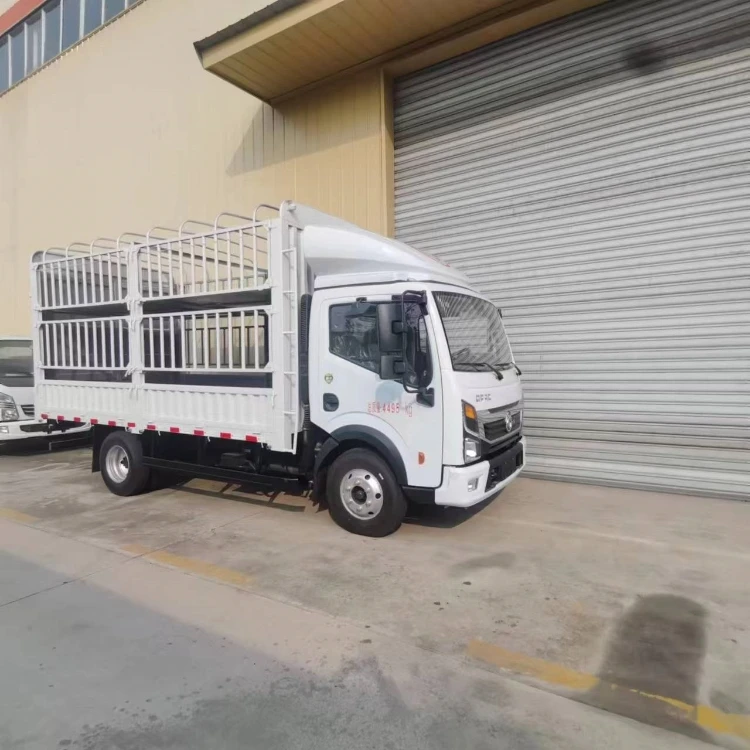 Alibaba.com: Dongfeng 4x2 Small Cargo Truck with 5-ton capacity, diesel ...