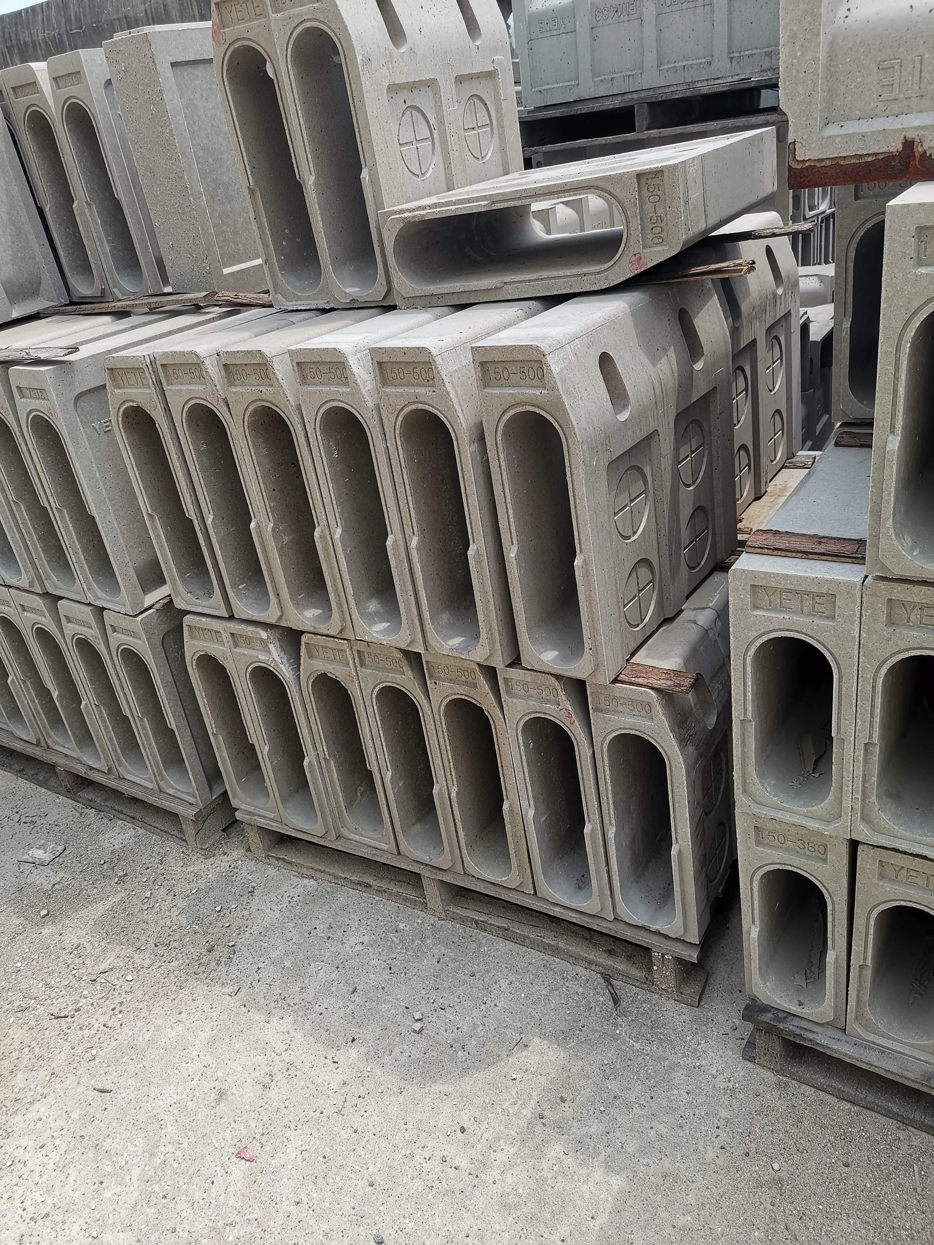 EN1433 Drainage Channel Inspection Chamber and Polymer Concrete Sump ...