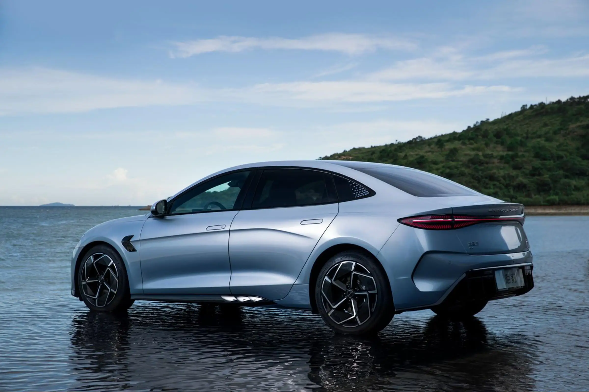 Byd Seal 2023 650km Champion Edition Four-wheel Drive Performance Edition Pure Electric Plug-in ...