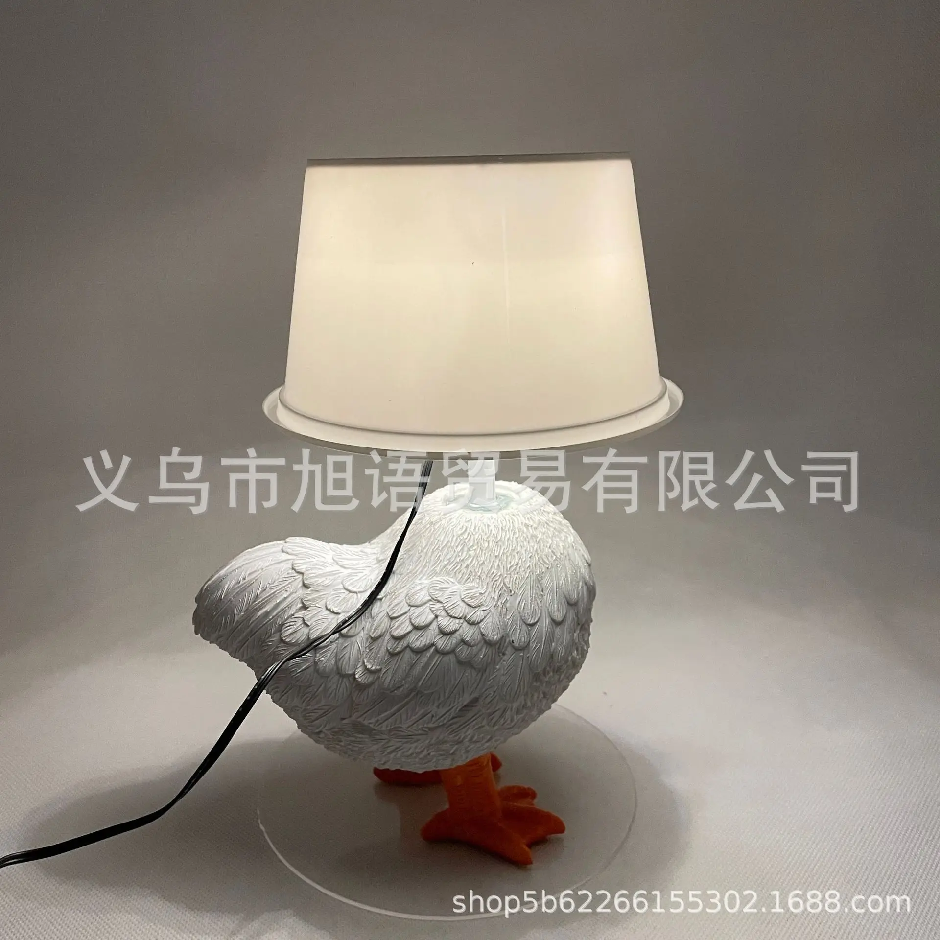 Chicken Egg Lamp Lifelike Hen Laying Light,Resin Chicken Table Light ...