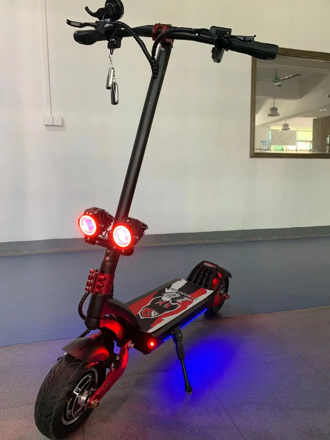 Fast and Powerful 3200W Dual Motor Scooter - 60V Dualtron