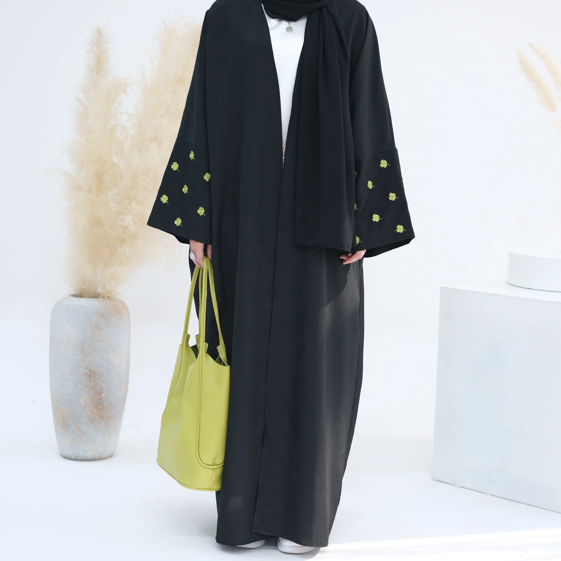 Loriya 2024 New Collection Dubai Abaya Embroidery Black