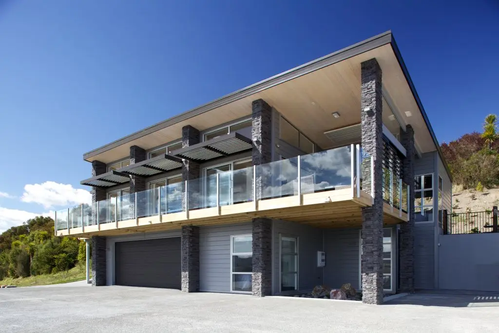 Tempered Glass Railing - Durable and Stylish Solutions