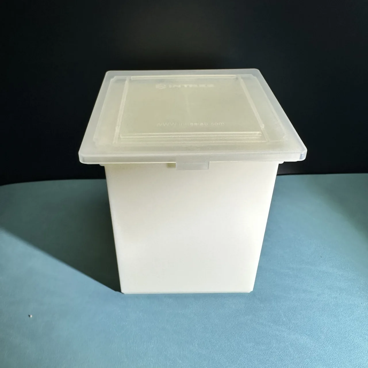 XINKEHUI Wafer Carrier Box - Secure Storage for 4inch & 6inch Wafers