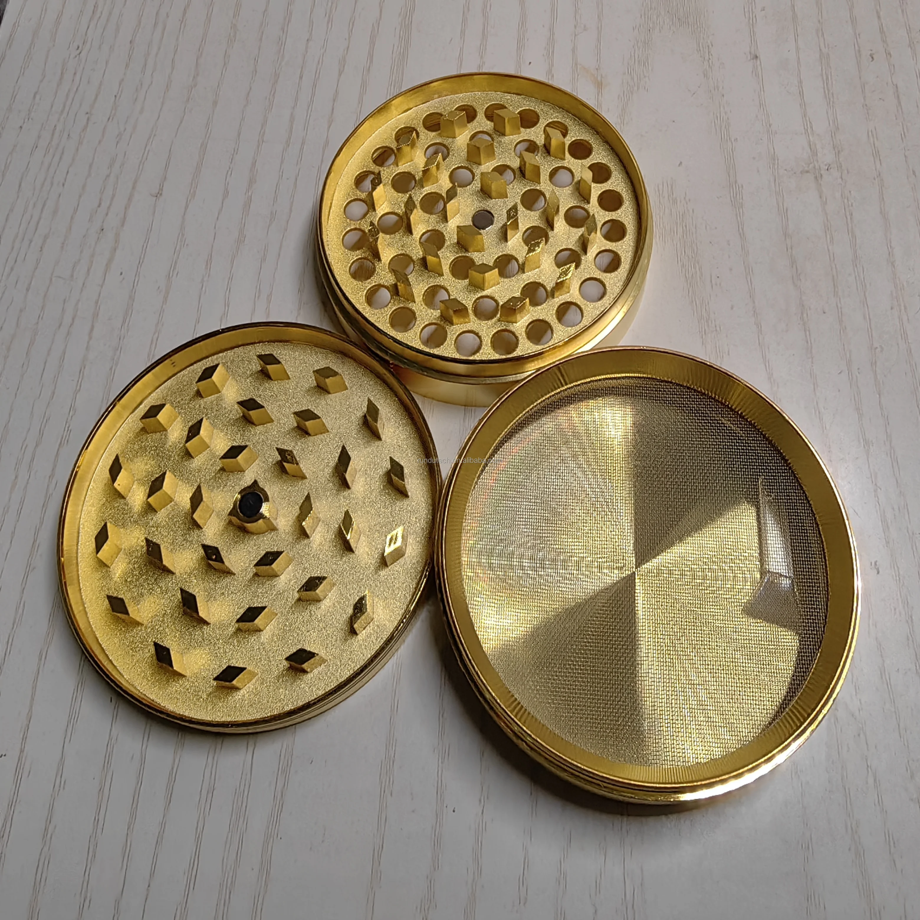 Custom Stamped Logo 75mm Metallic Gold 4 Layer Herb Grinder With ...