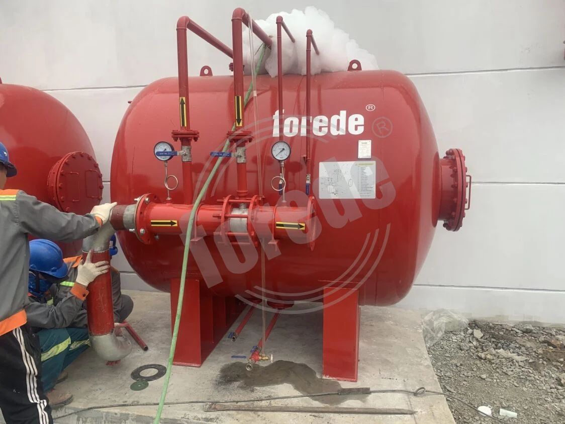 2000 Ltr Vertical Foam Bladder Tank for Fire Fighting Foam Systems ...