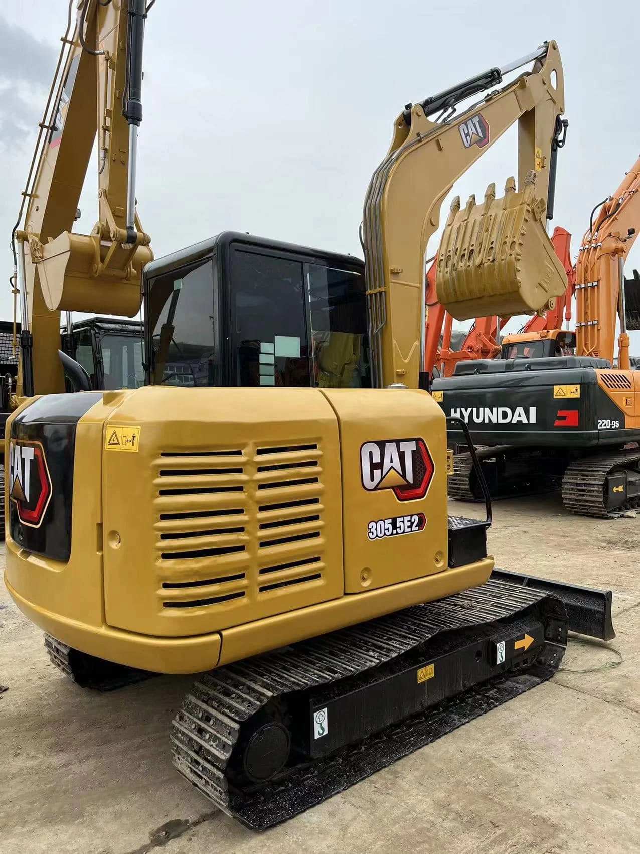 Perfect Condition Used Caterpillar Cat 305 6ton Cat303 Cat305 Cat305.5 ...