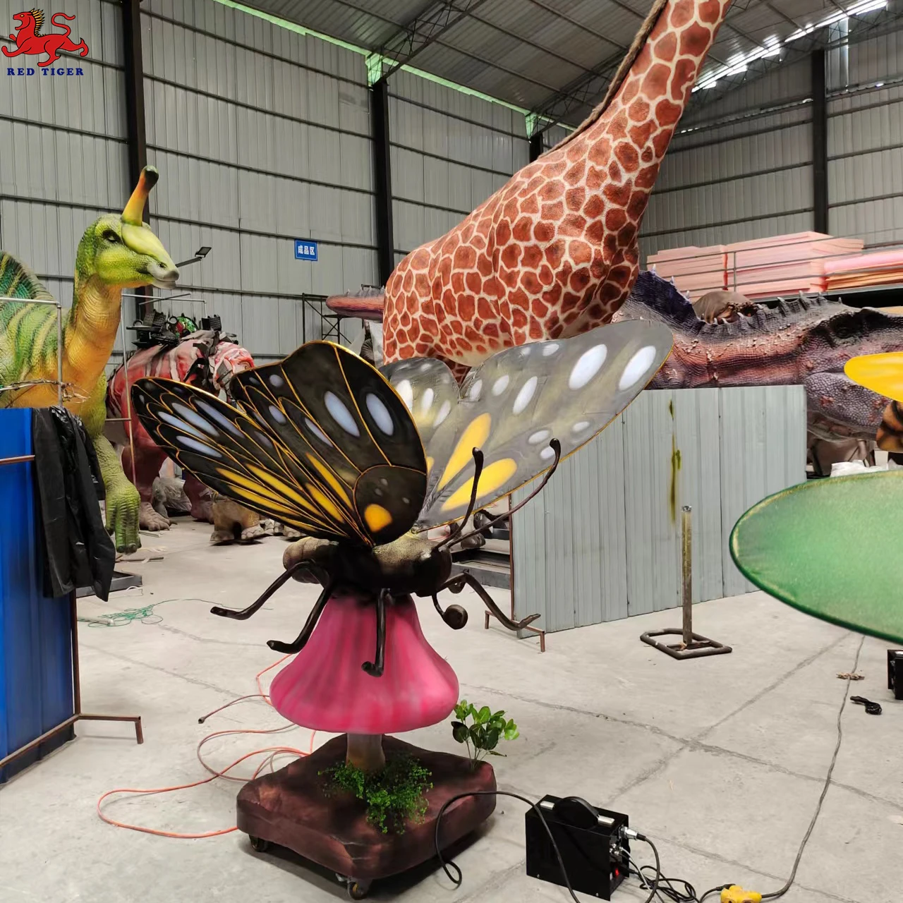 Realistic Lifesize Animatronic Artificial Fly Insect butterfly Model ...