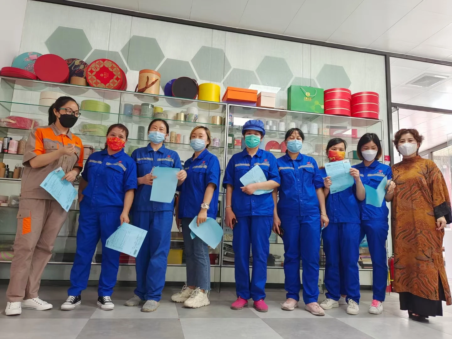 Custom Printed Logo Cardboard Packaging Folding Cosmetics Card Box Skin ...