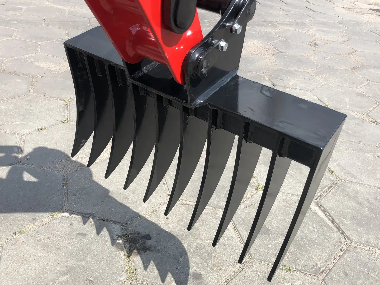 High Quality Kubota Excavator Root Stick Rake Bucket Attachment