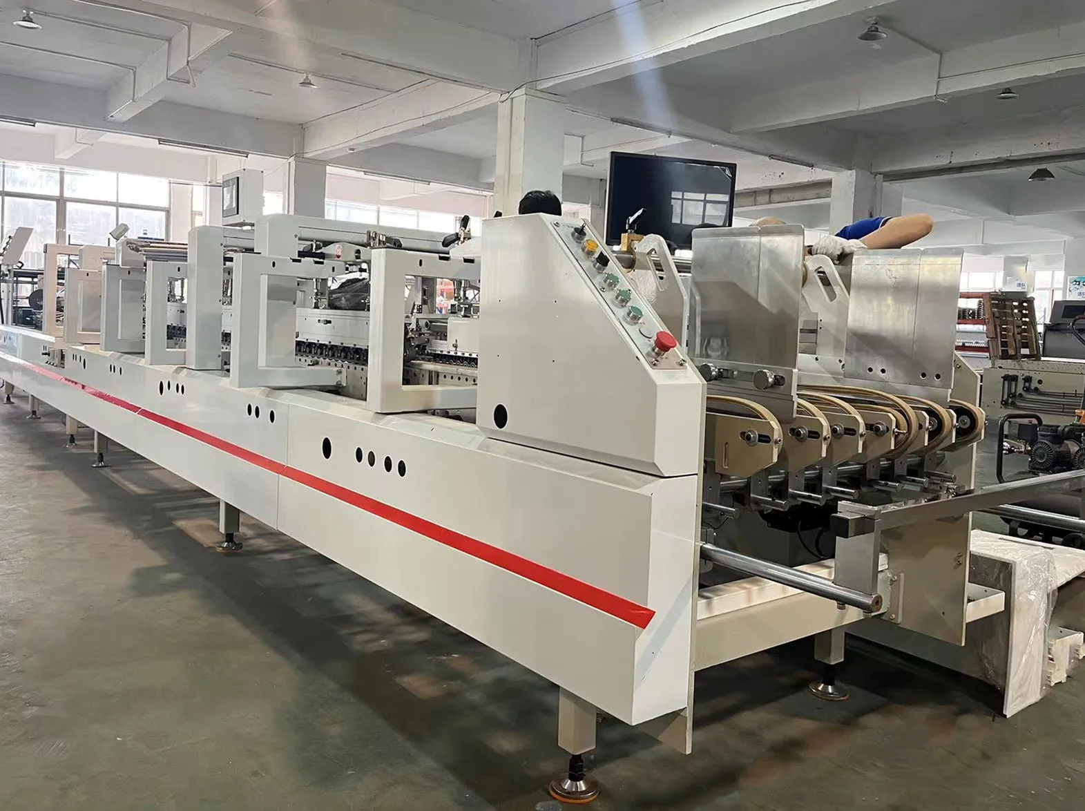 CQT-850 Automatic Folder Gluing Machine for 4/6 Corner Boxes