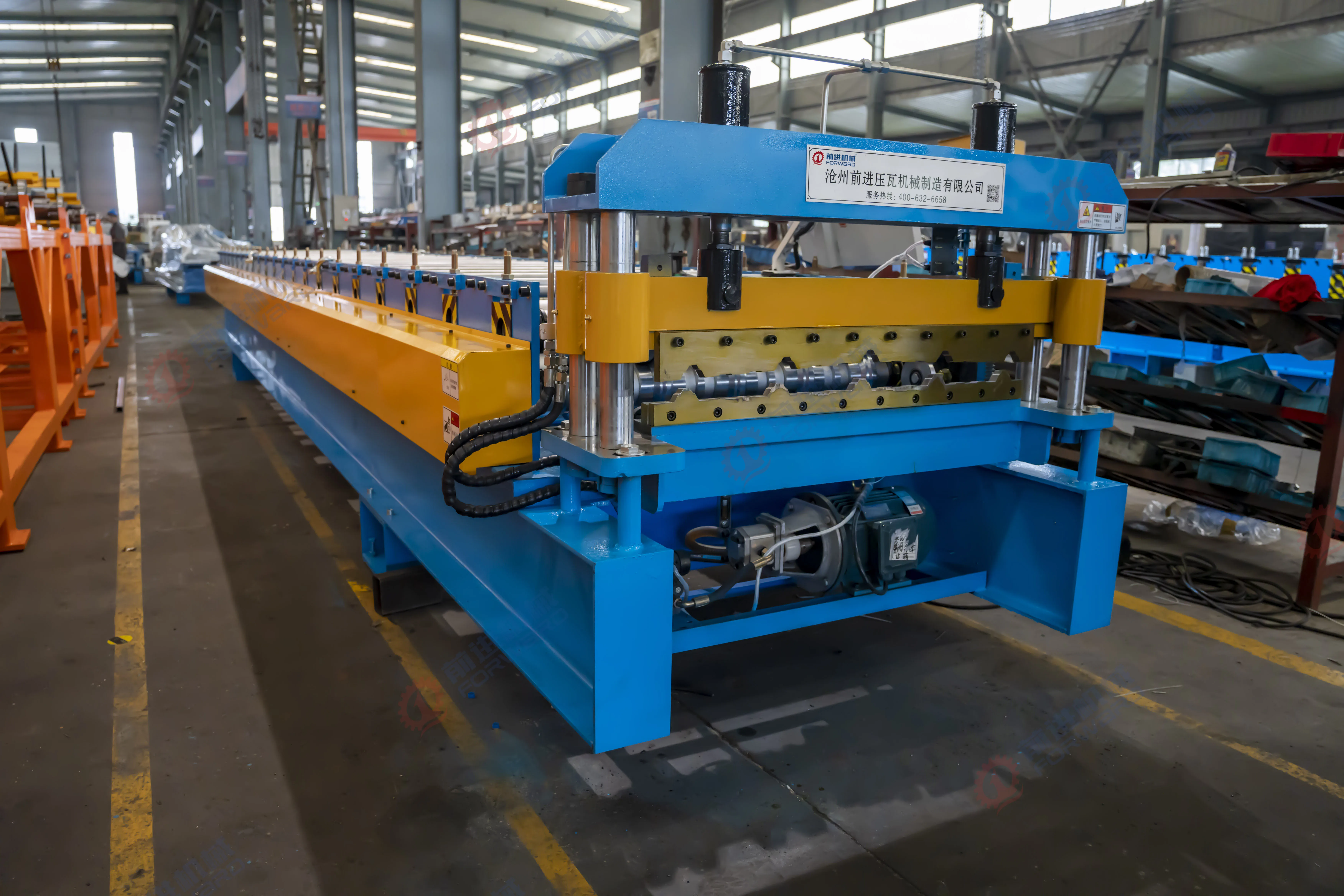 Forward Automated Trapezoidal Profile Roll Former For Efficient ...
