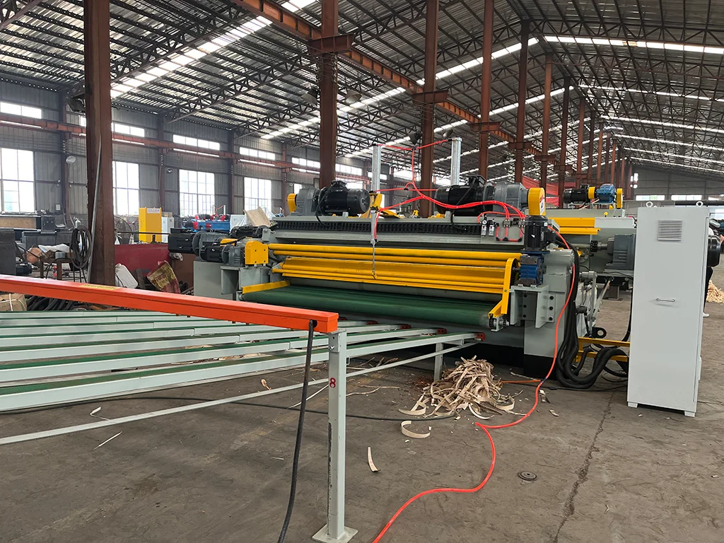 4 Feet Plywood Hydraulic Veneer Making Machine Spindless Wood Veneer ...