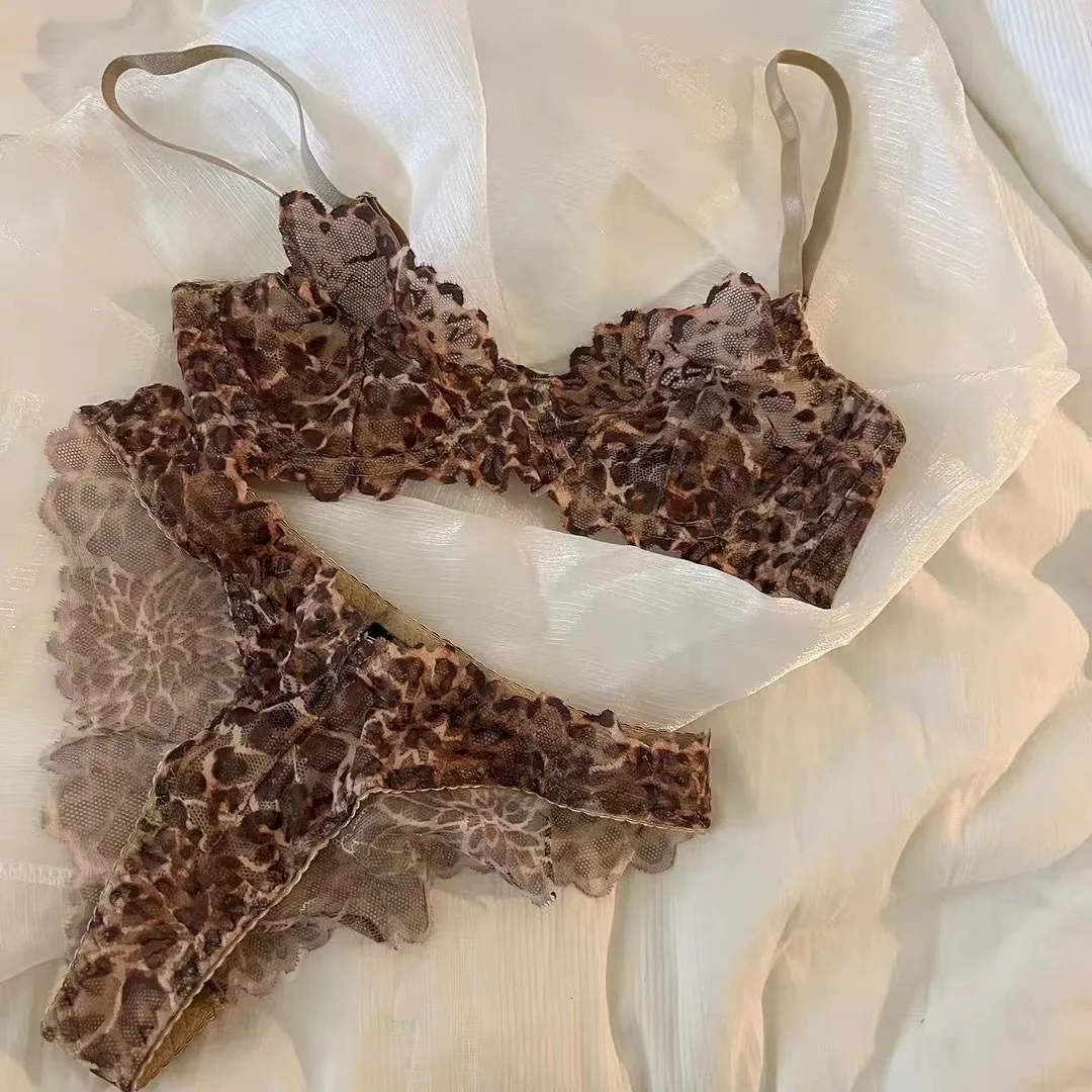 Bra Set Sexy Ultra-thin Large Chest Display Small Gathering French Lace ...