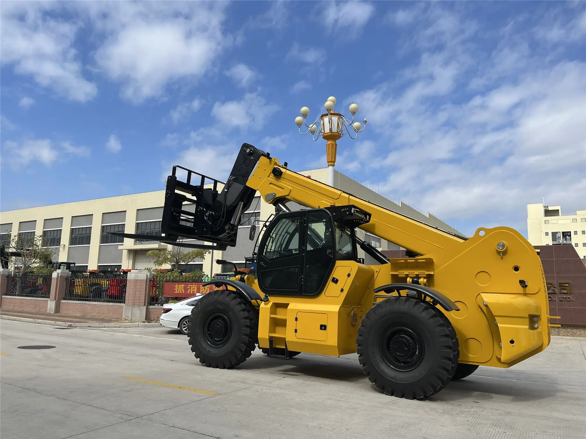 20 Ton 10M Telescopic Forklift Telehandler New Condition for Heavy ...