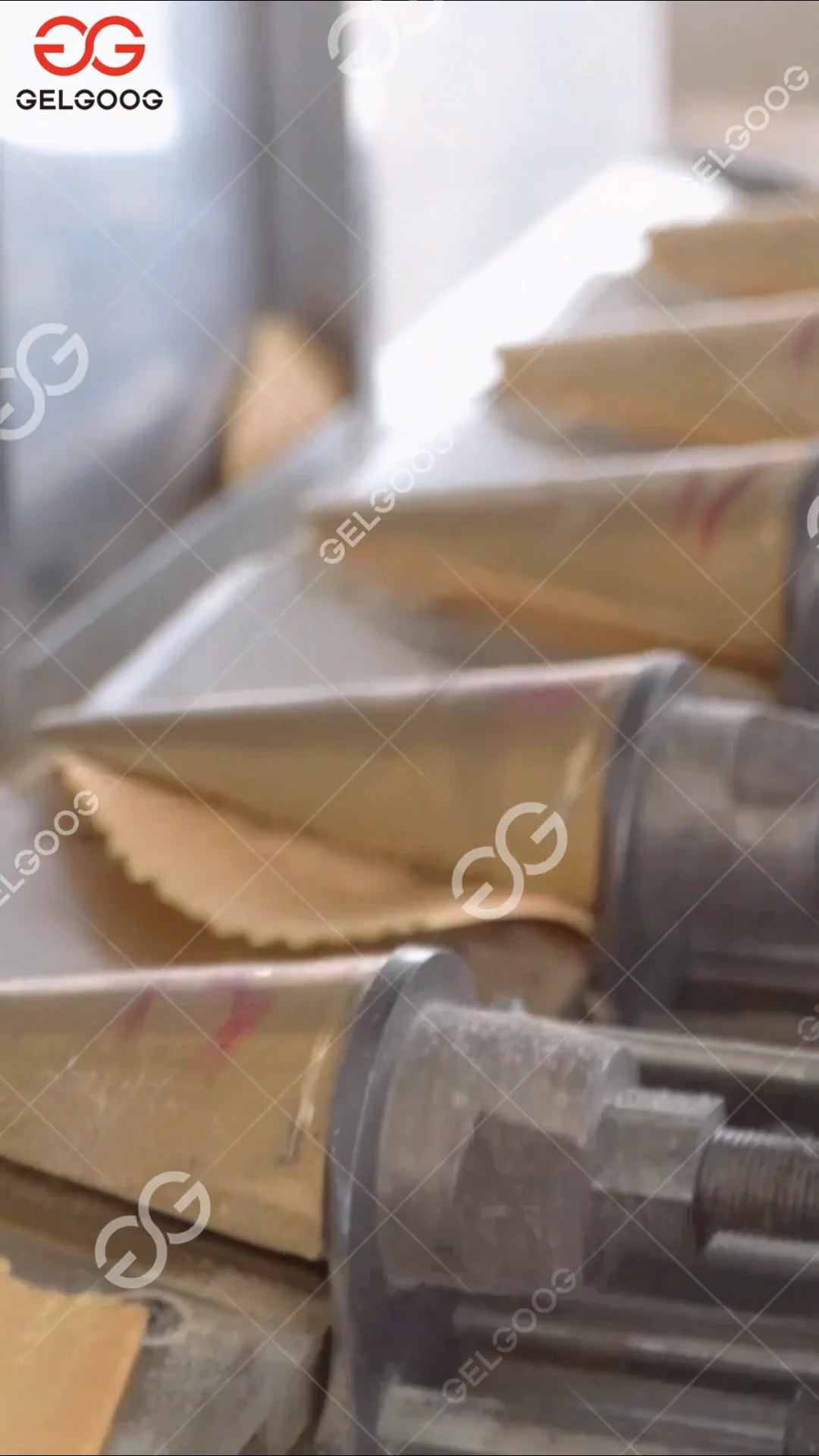 Factory Automatic Running Waffle Cones Production Line Ice Cream Cone ...