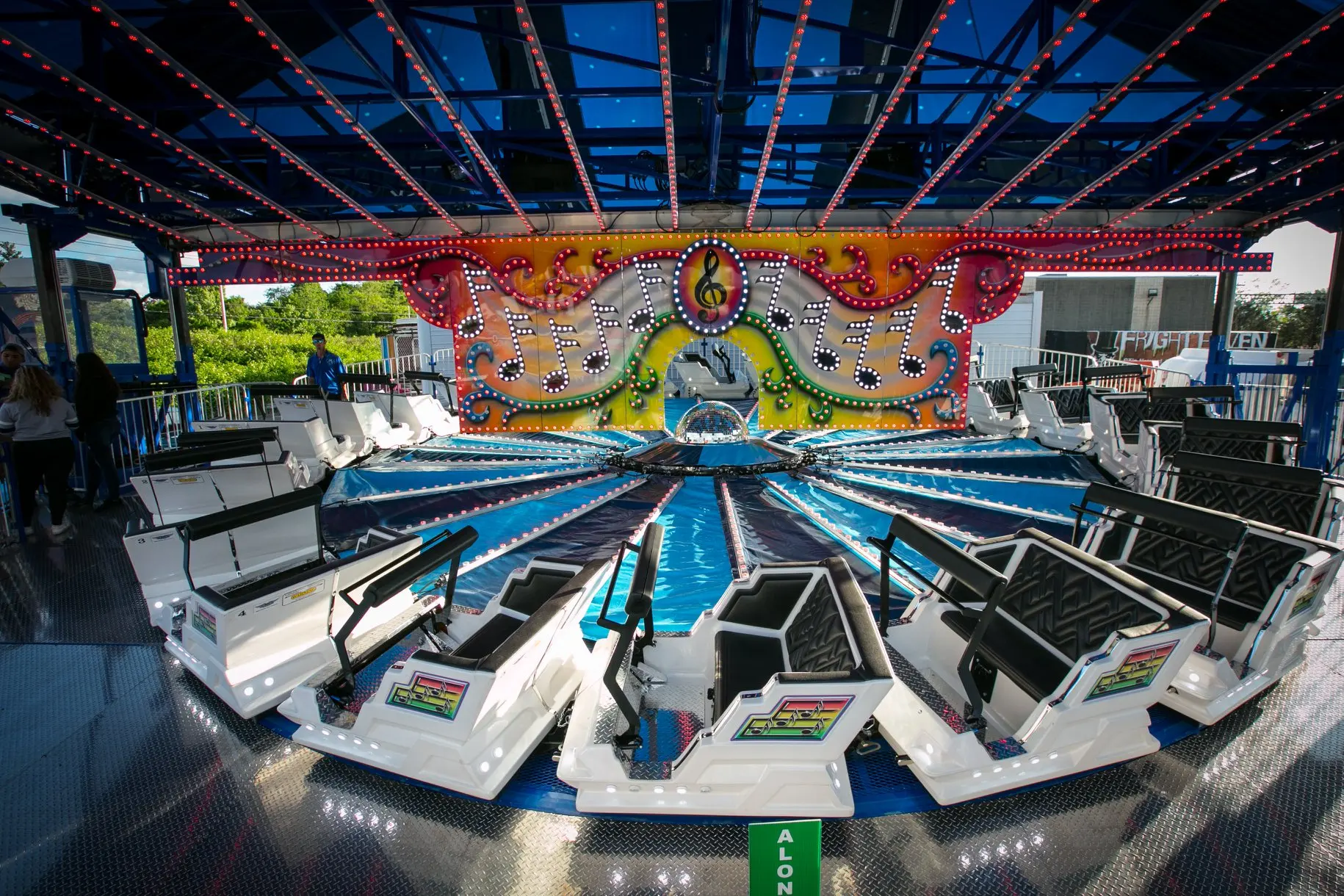 Luna Park Children Games Turntable Thunder Musical Express Rides - Buy ...