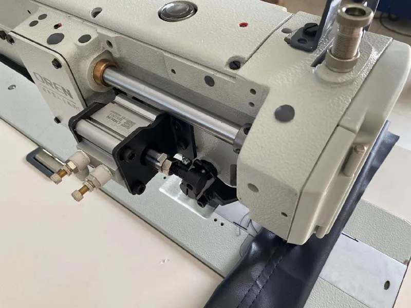 Alibaba.com: RN-650D Bus Tent Sewing Machine with Double Needle and ...