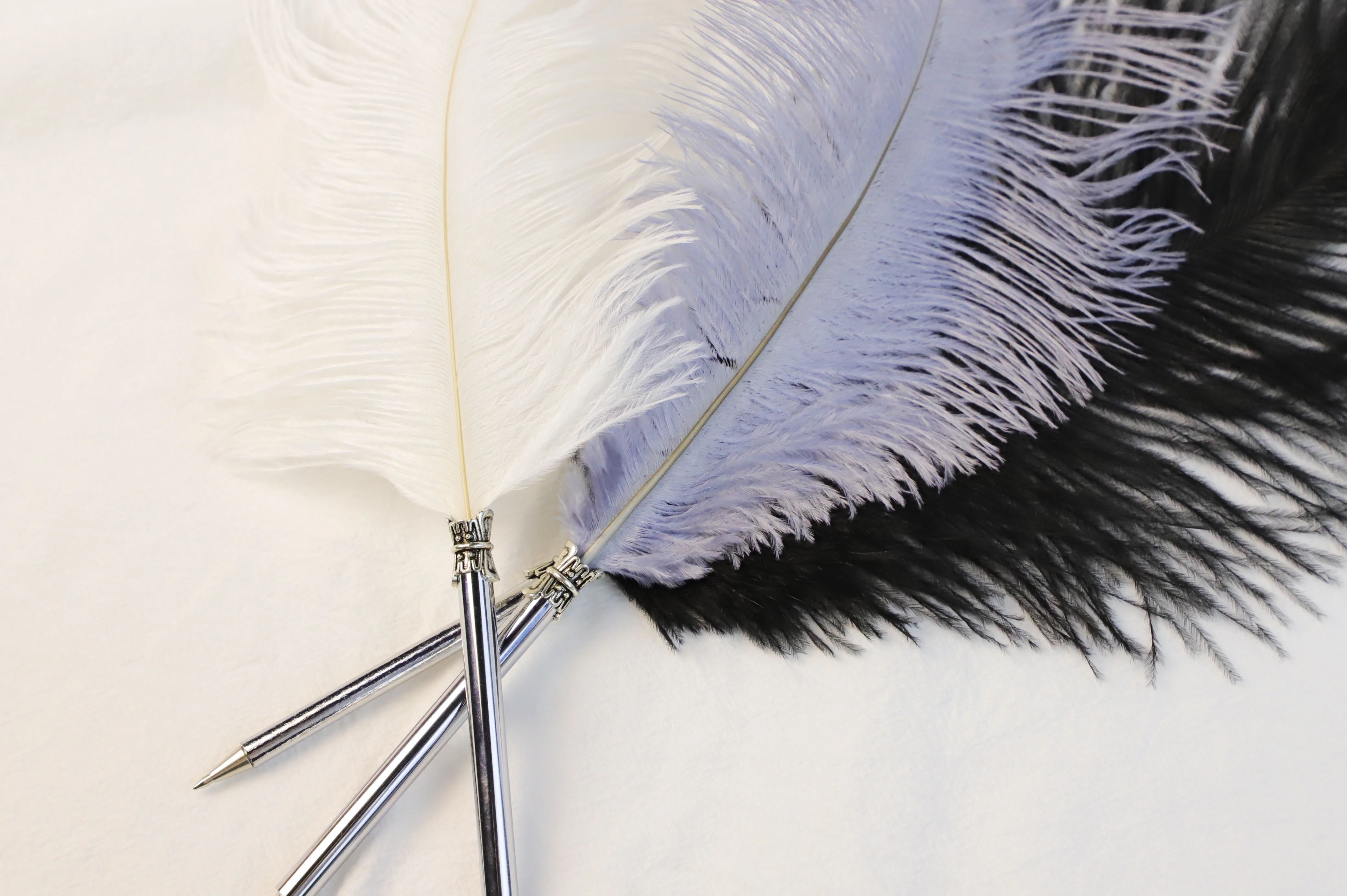 Custom Colors White Wedding Quill Feather Ballpoint Pen
