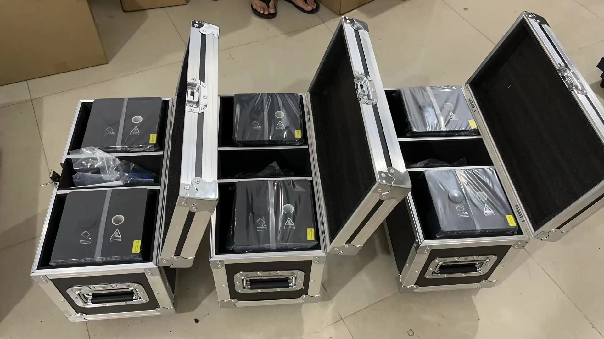 Hot Sale Dj Stage Lighting Sparking Fire Works Electronic Indoor ...