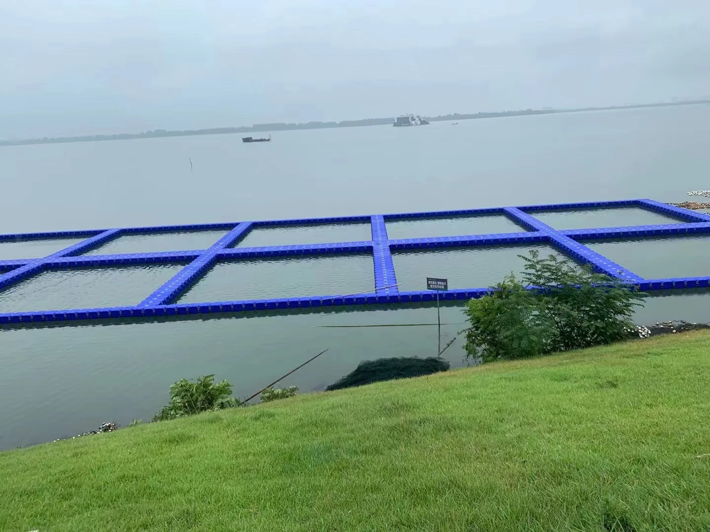 Floating Platform For Fishing Modular Pontoon Fish Cage Fish Farm ...