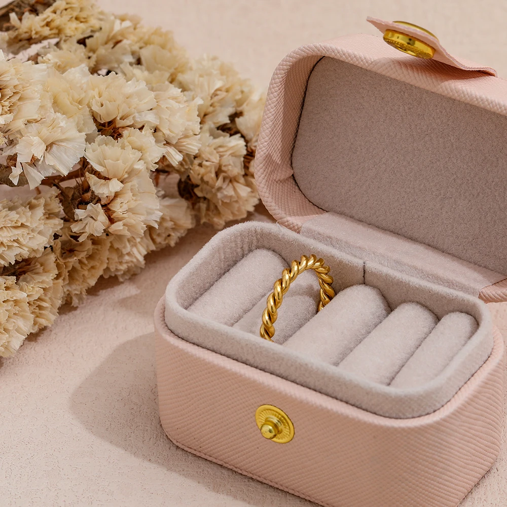 Shop High End PVD 18K Gold Plated Rope Finger Rings for Women