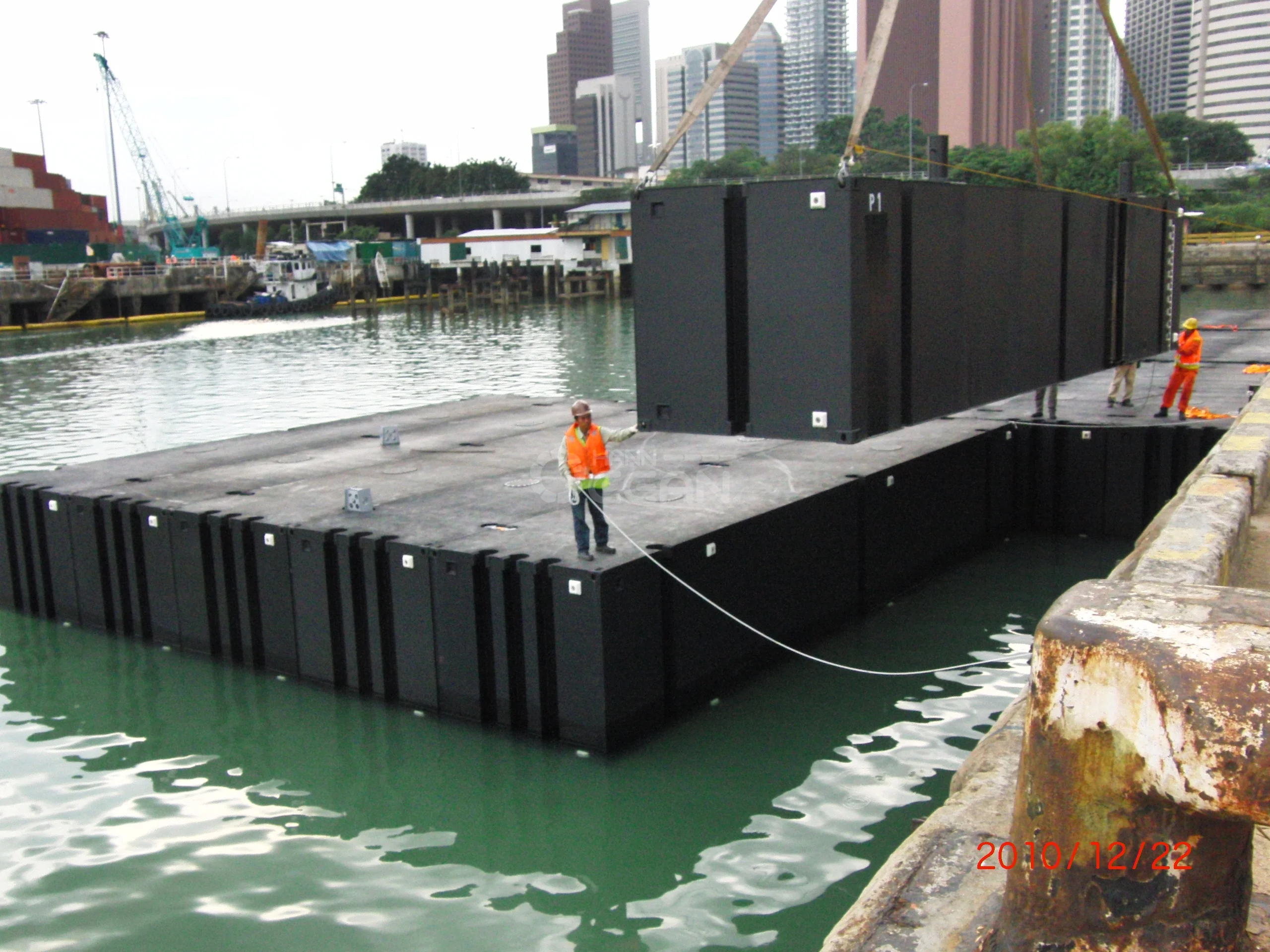 Container Pontoon System - Durable and Customizable Barges