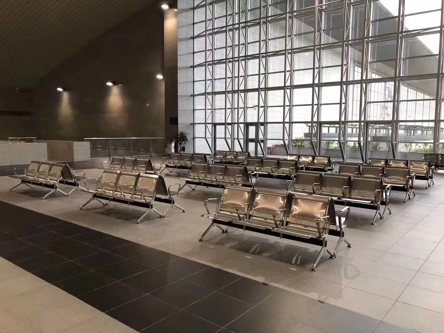 Airport Chair Waiting Metal - Perfect for Public Spaces