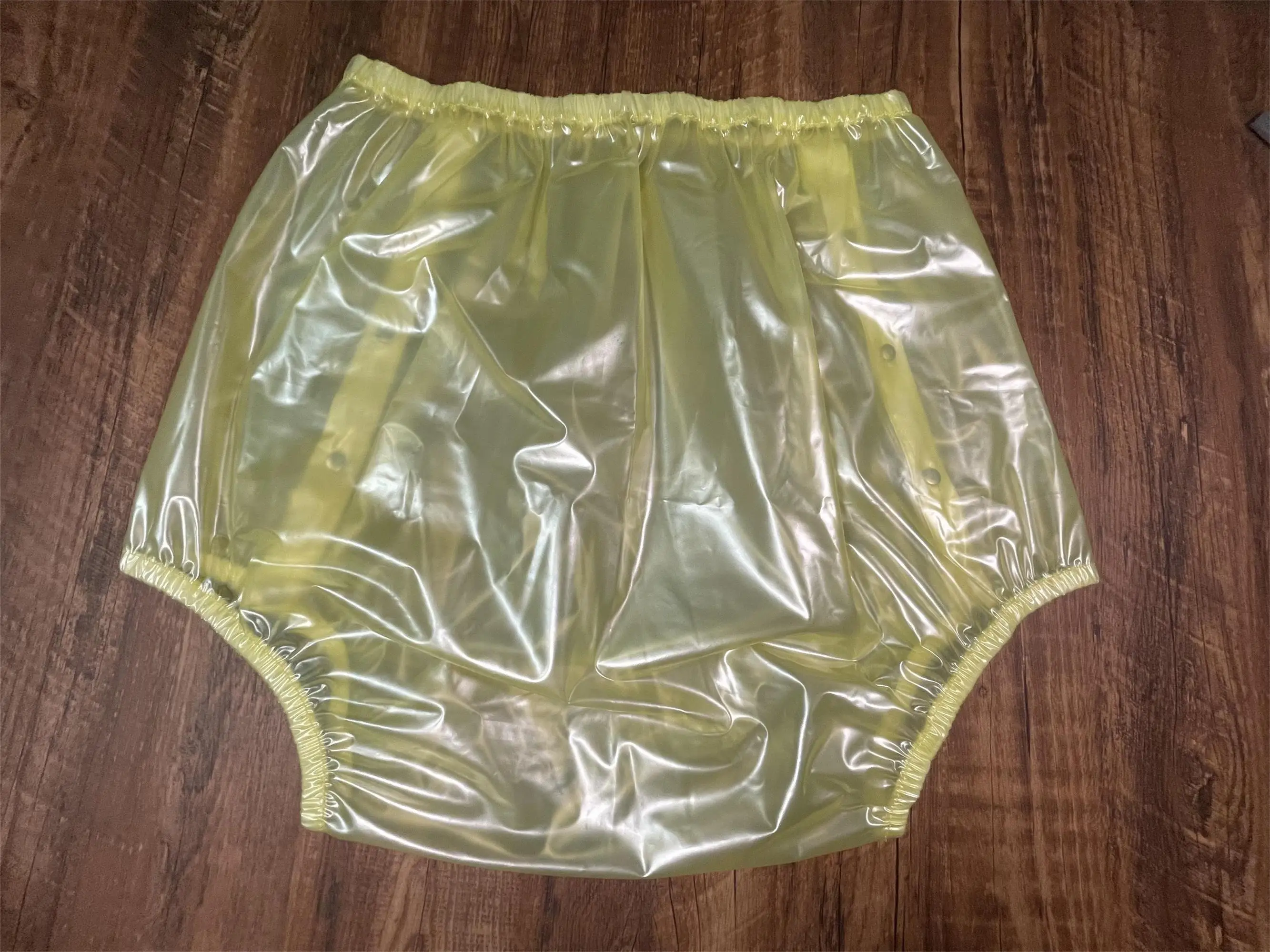 Reusable Plastic Incontinence Pants - High Grade & Leak Prevention