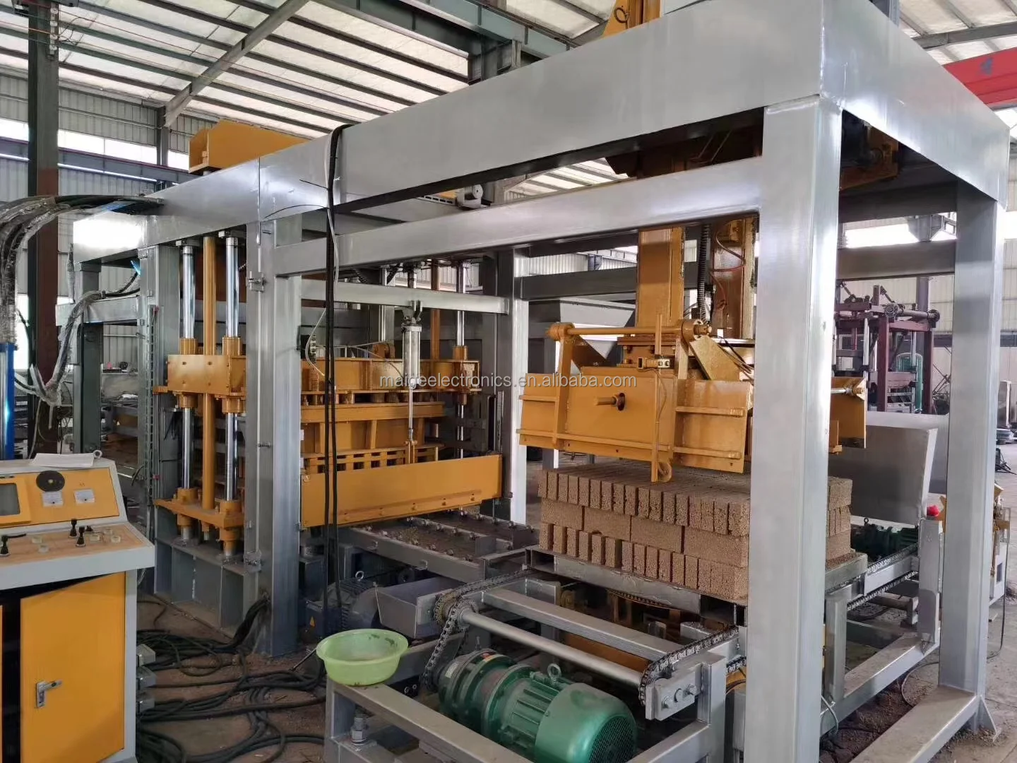 Paver Block Curbstone Interlocking Paving Hollow Brick Block Making ...