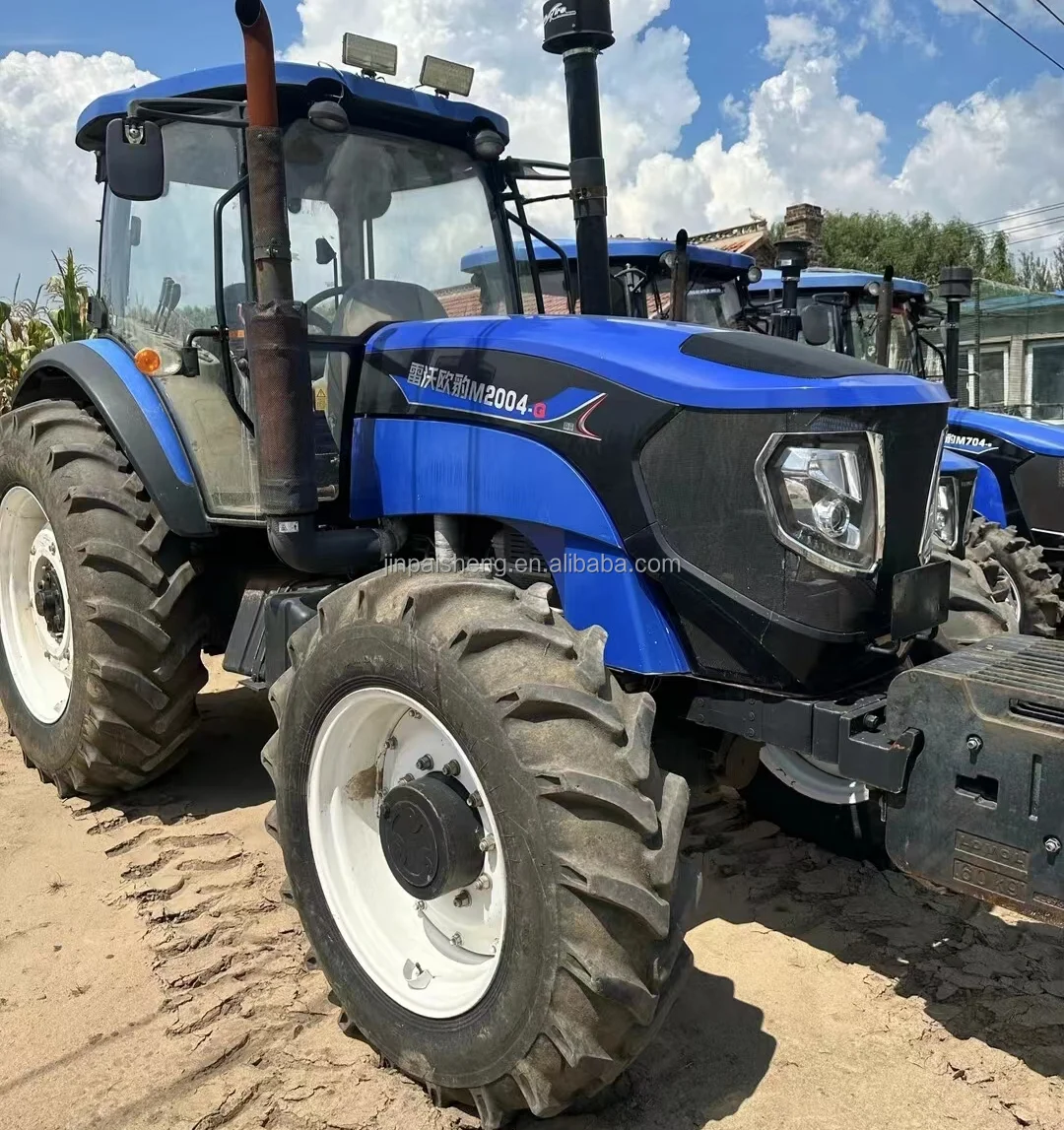 LOVOL Tractor 200 HP - Efficient Farming Solutions