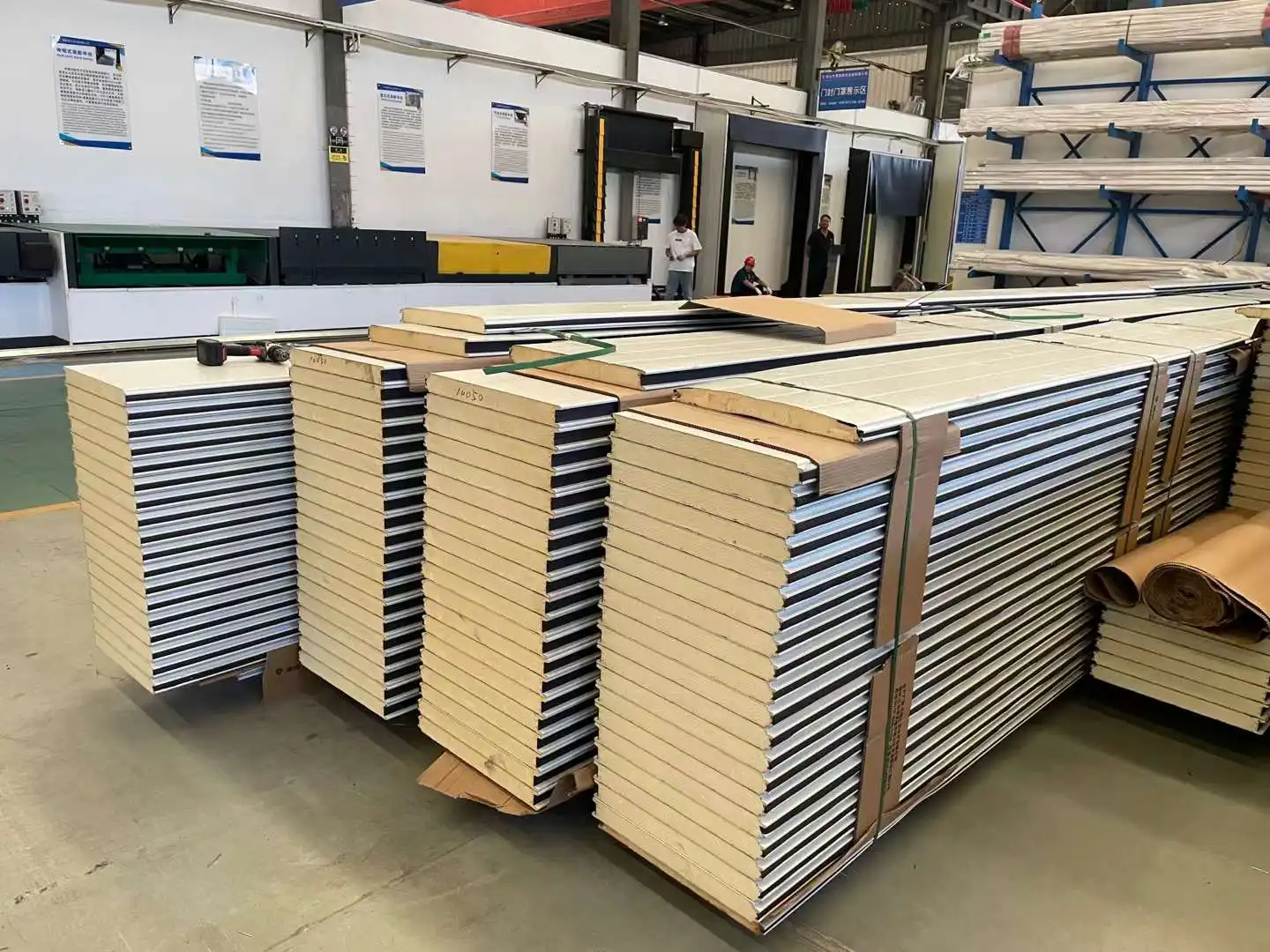 Telescopic Electric Dock Leveler - Bigger Reach & Efficiency