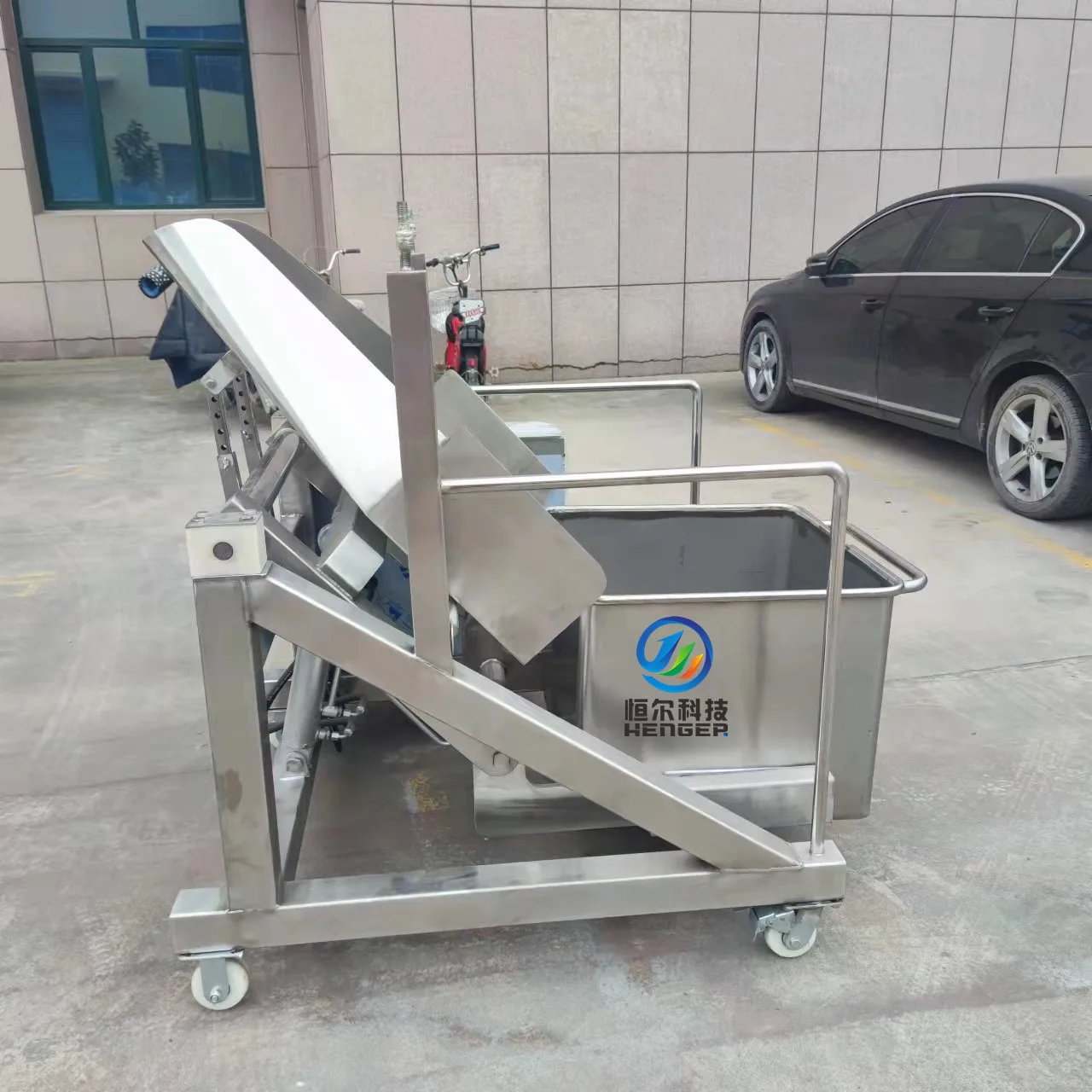 304 Stainless Steel Hydraulic Meat Bin Lifter - Henger