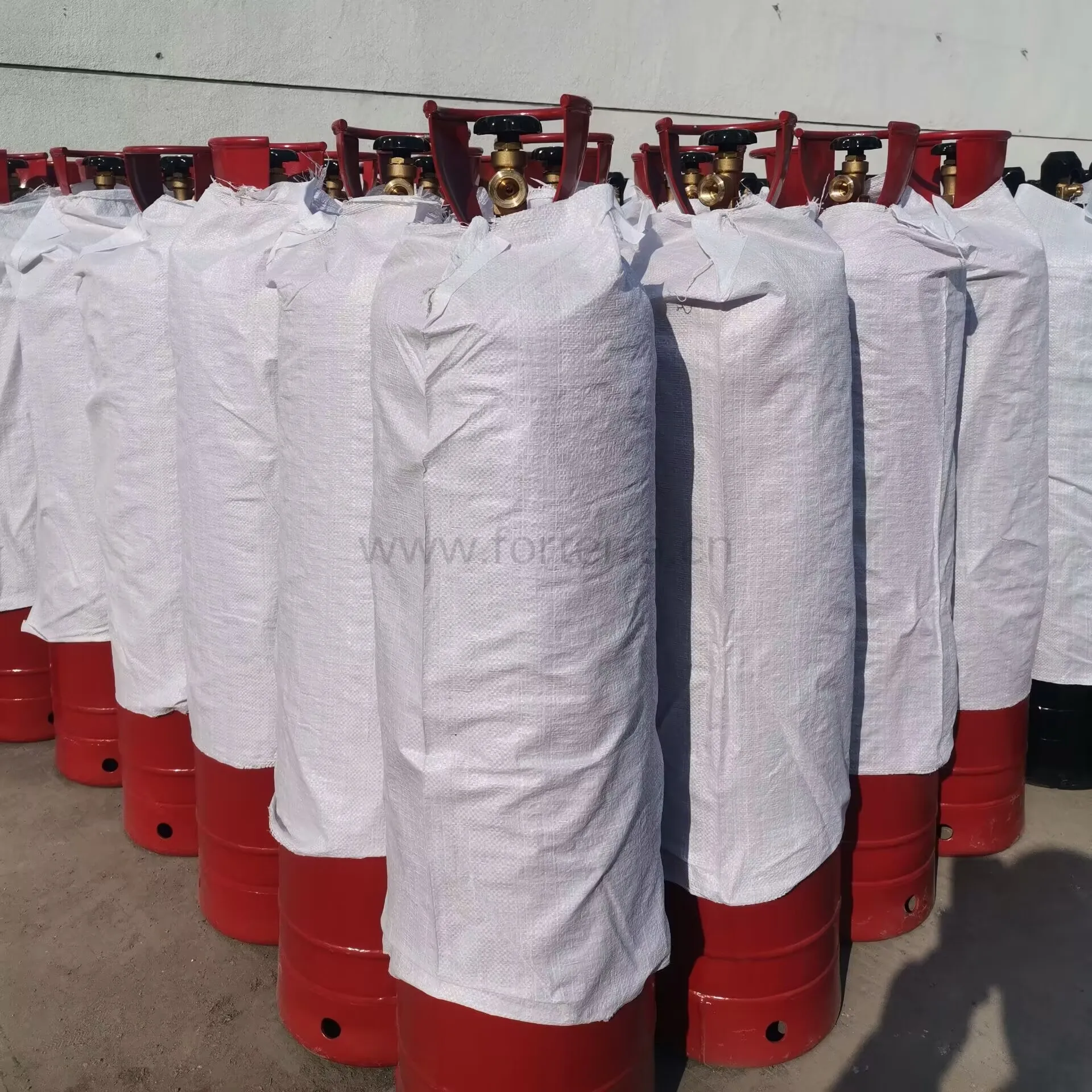 Wholesale 7kg Acetylene C2h2 Gas Cylinder Industrial Empty 40l 47l 50l ...