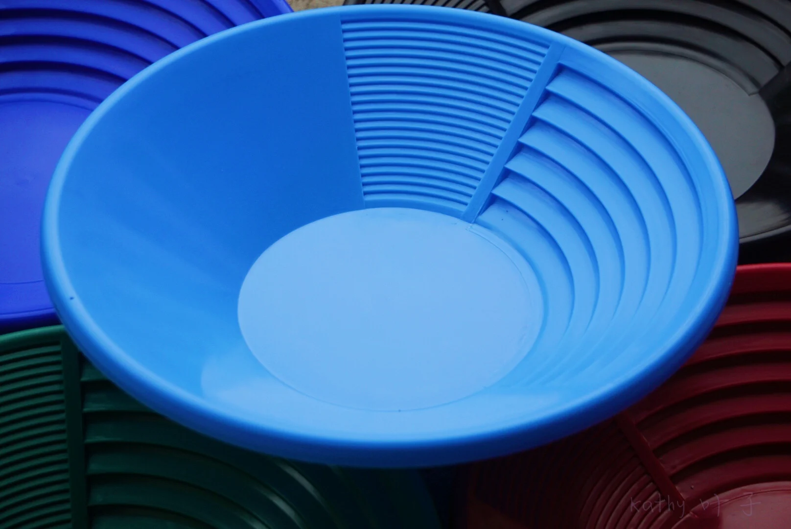 Portable Plastic Gold Mining Pan Basin Nugget Mining Washing Pan For ...