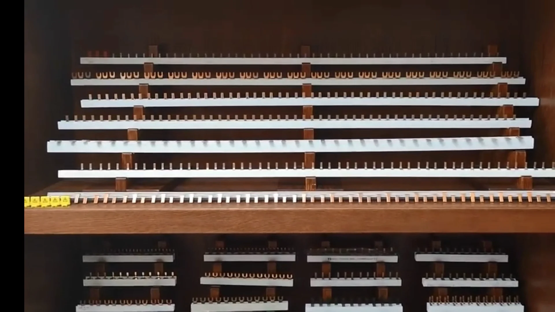 Distribution Box Circuit Breaker Mcb 63a Connector Busbar Connection ...