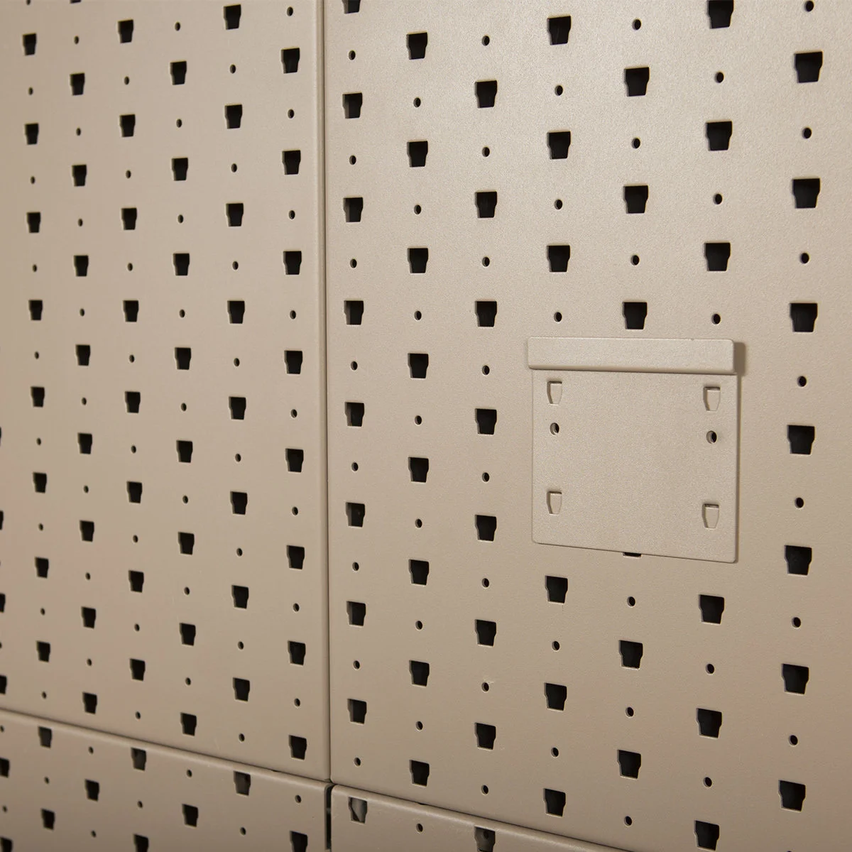 Modern Metal Display Stand Sniper Gun Display Stand Weapon Display ...