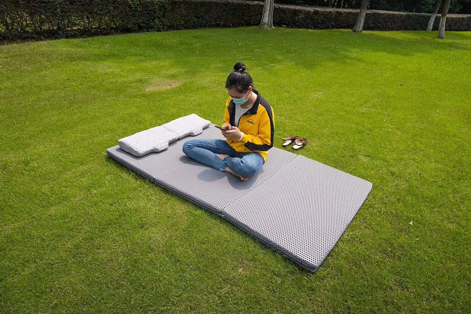 Customized Lightweight Folding POE Mattress for Outdoor Camping ...
