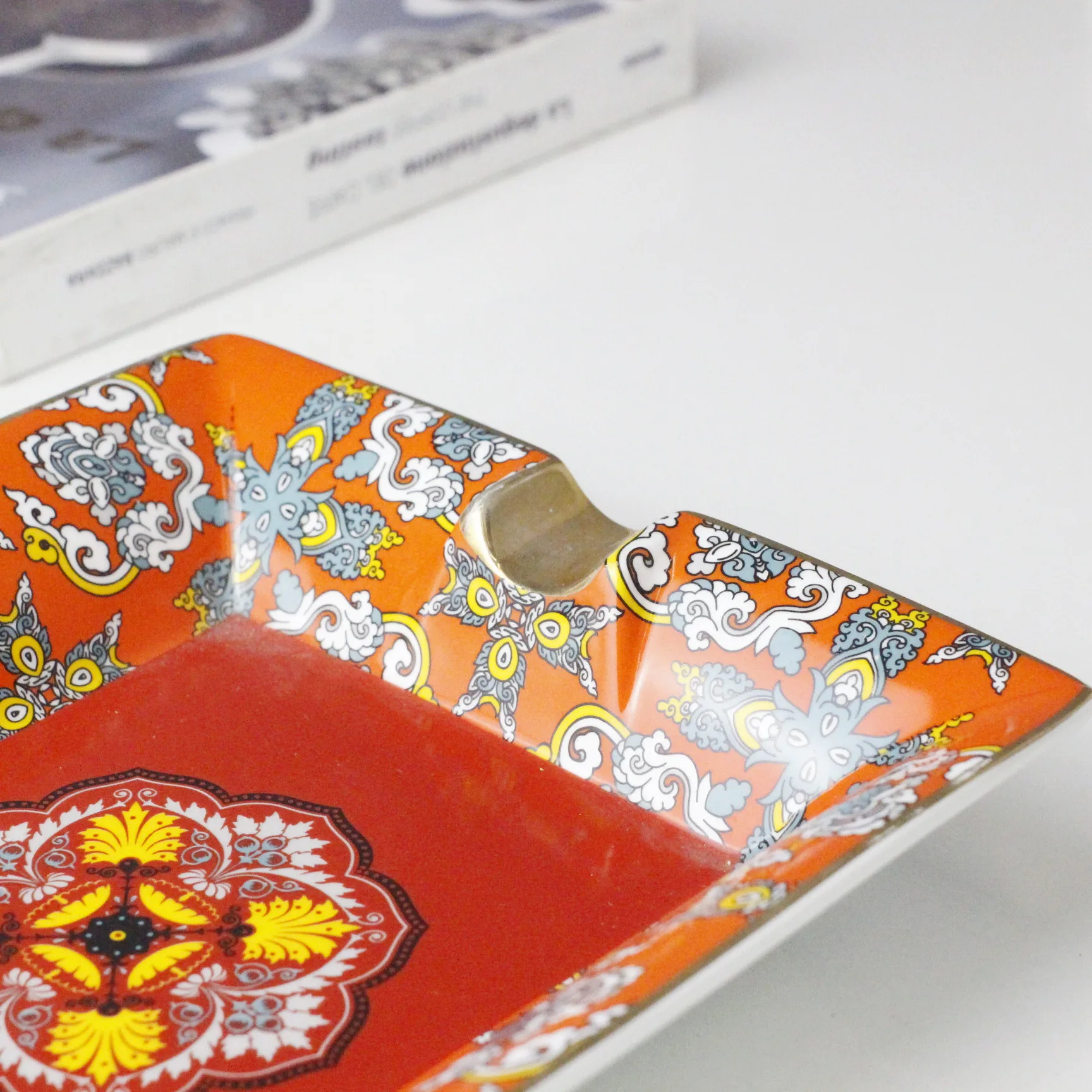 Luxury Ceramic Cigar Ashtray - Rectangular Gold Glazed