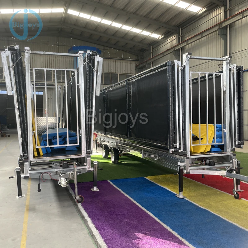 High Quality 4 in 1 Portable Trampoline With Trailer Movable Amusement ...