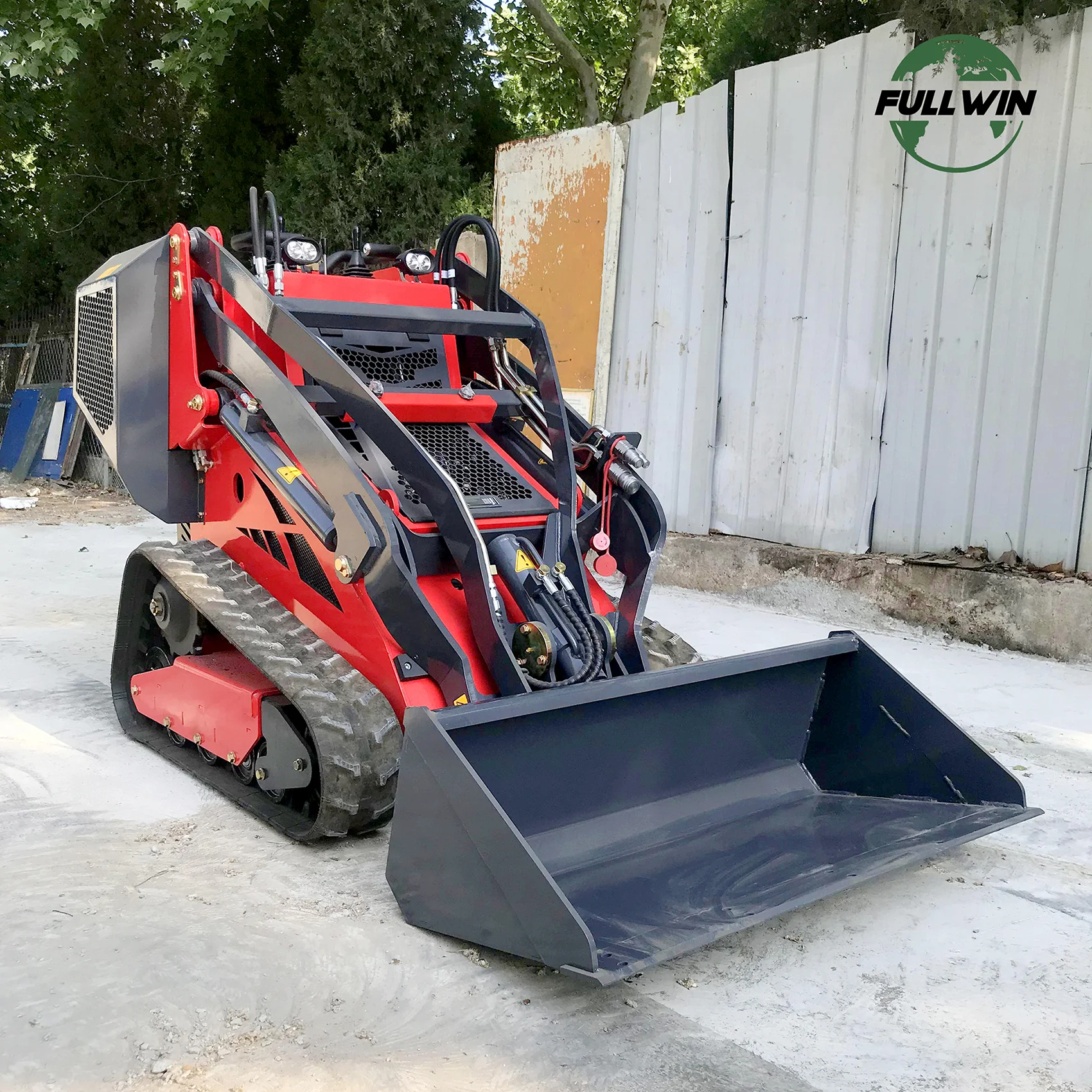 Triangular Tracks Mini Skid Steer Loader Stable Walking Smooth ...