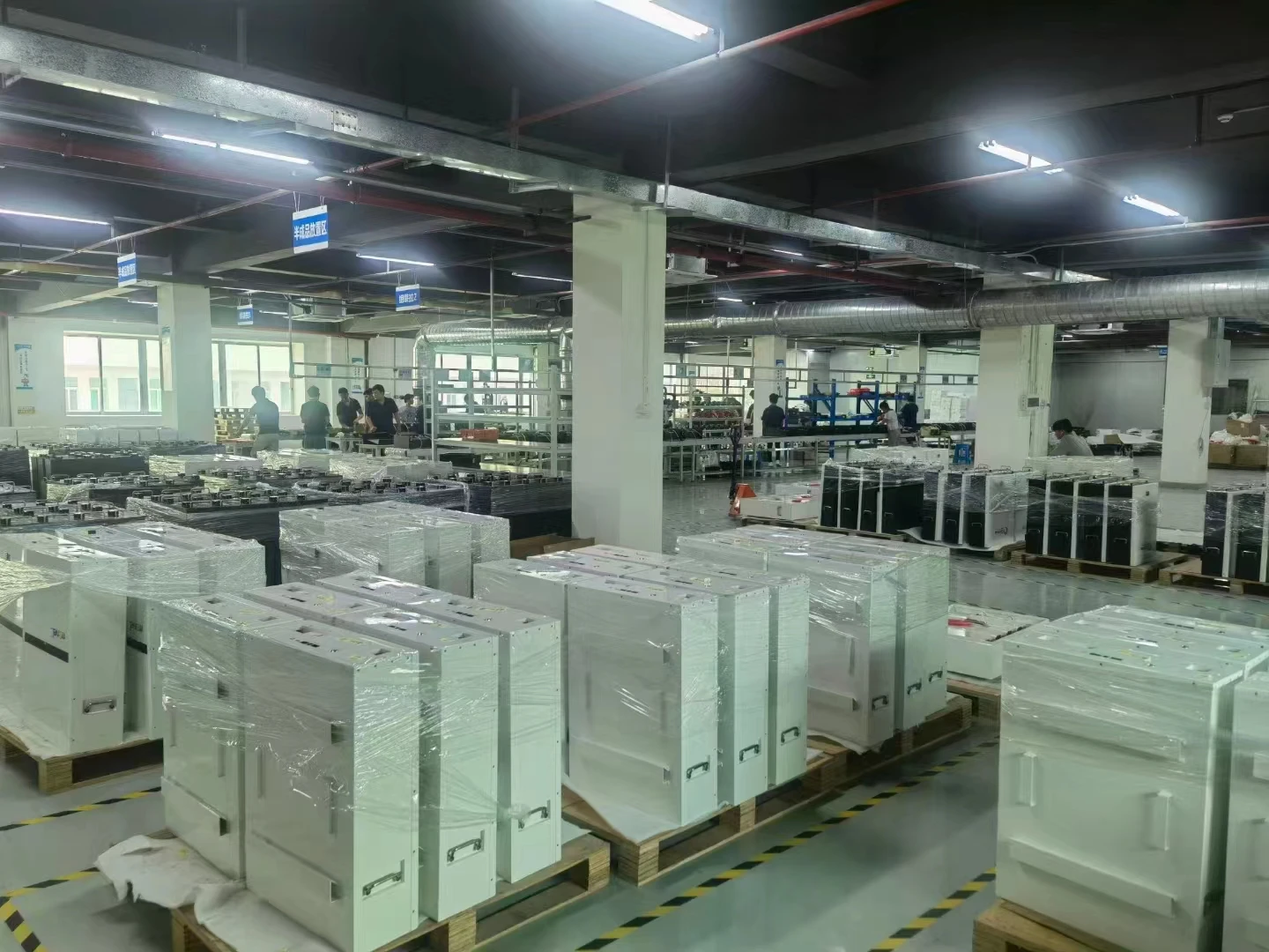 6000 Cycle Rack Mount 48V Battery - 200ah, 10kwh Capacity