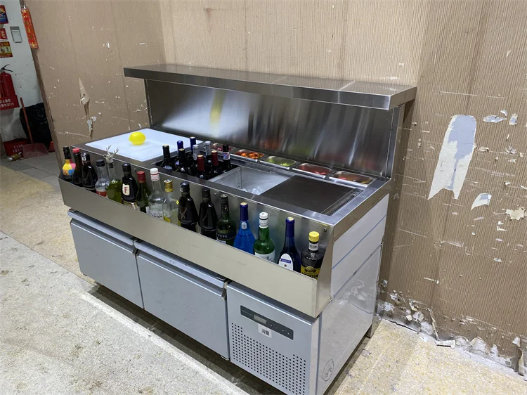 Cocktail Bartender Station - Customizable & High Quality