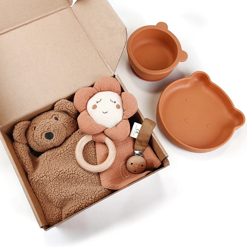 Newborn Baby Gift Set - Unisex Toy Box with Blanket & Clips