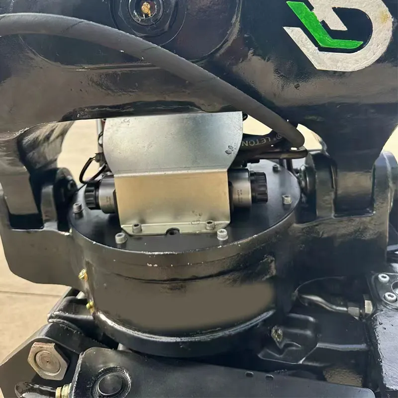 5-7 Ton Rotating Bucket Tilt Bucket Tilt Rotator For Excavator ...