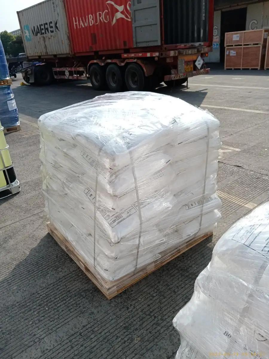White Flakes Caustic Potash Koh Cas 1310-58-3 For Soap - Buy Koh ...